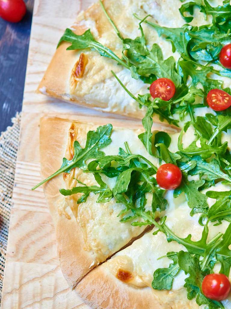 Roasted Garlic White Cheese Pizza with Arugula Salad - Show Me the Yummy