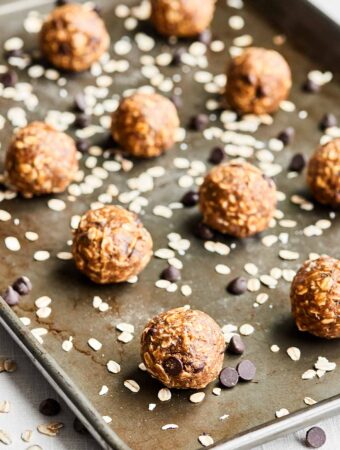 No Bake Chocolate Peanut Butter Energy Bites Recipe - Healthy, GF!
