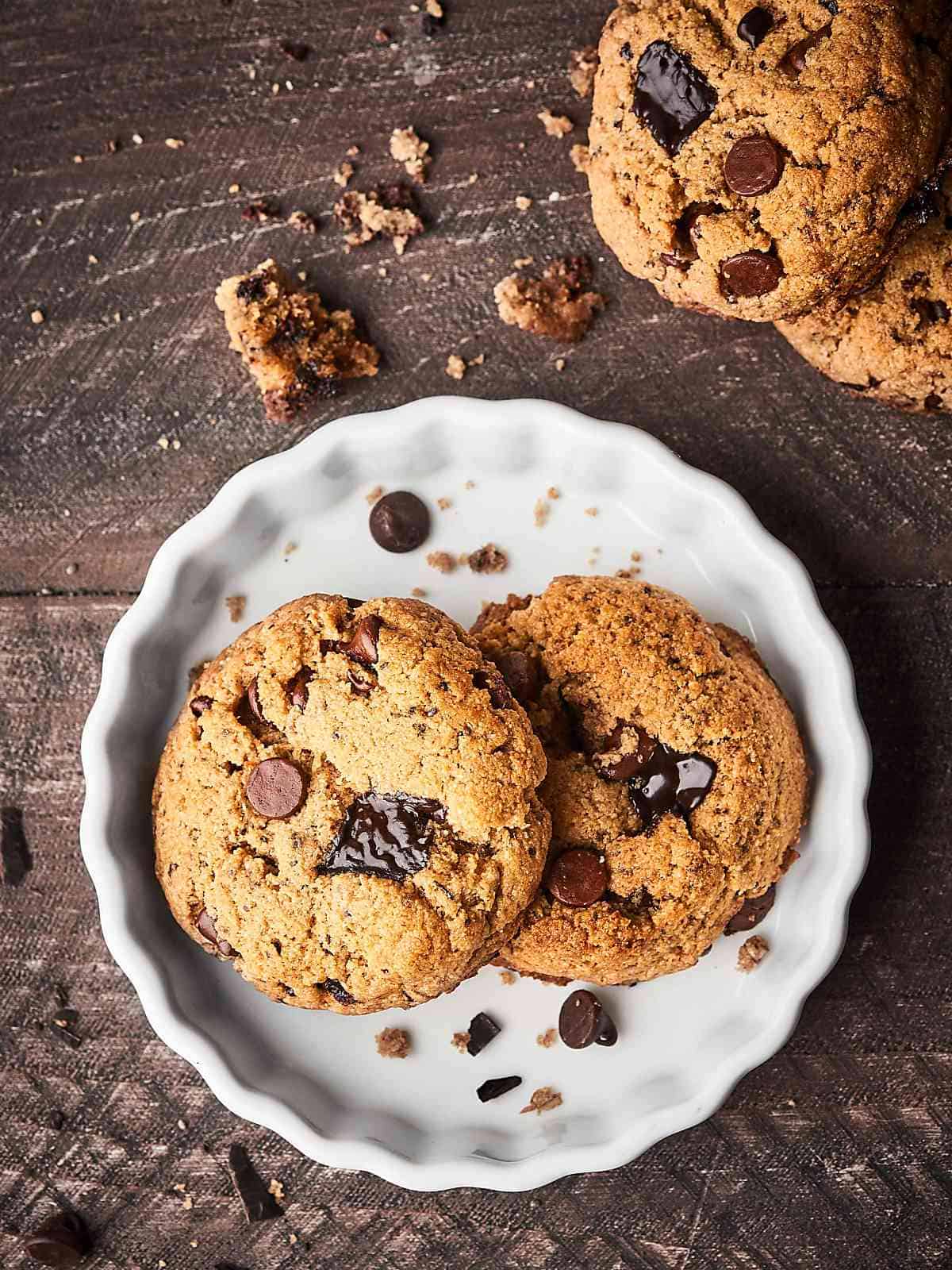 Healthy Chocolate Chip Cookies - w/ Almond Flour - Vegan & Gluten Free