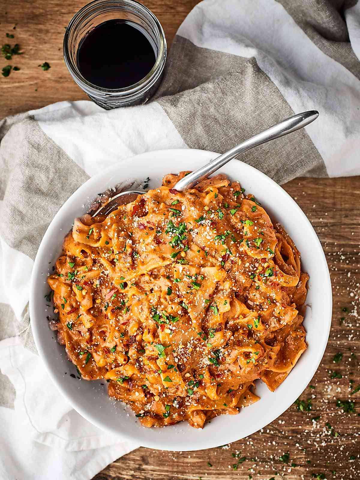 One Pot Lasagna Recipe - w/ Italian Sausage, Wine & Lasagna Noodles