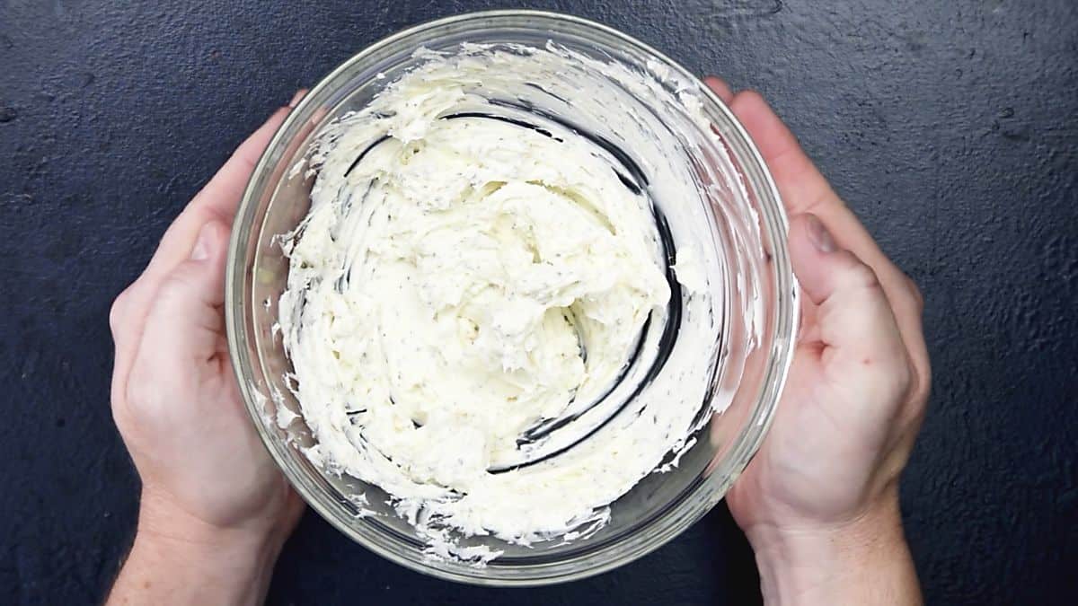 Pizza Dip Recipe - with Supreme Pizza Toppings & 4 Kinds of Cheese