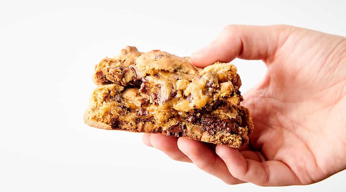 Levain Cookie Recipe - Copycat Levain Bakery Chocolate Chip Walnut