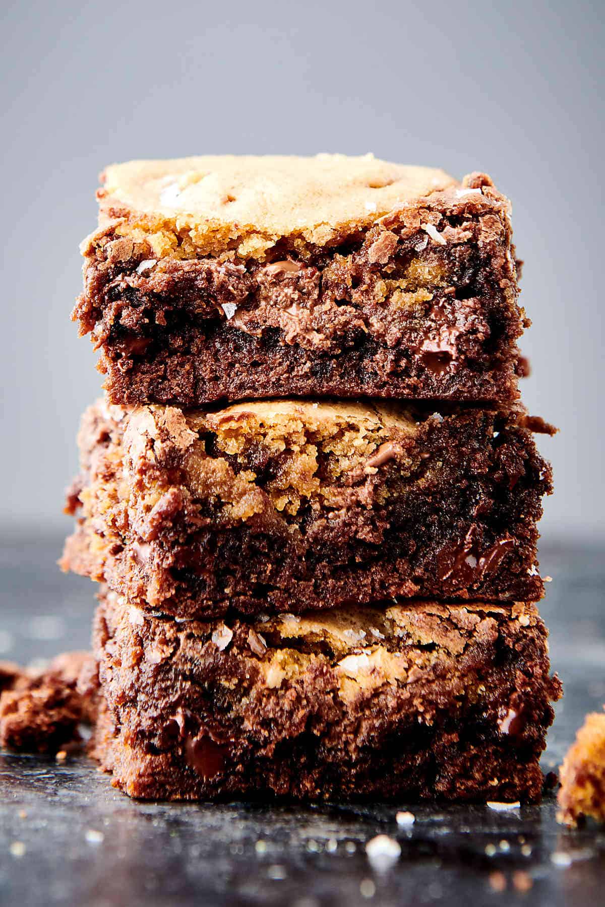 Brookie - Brownie and Chocolate Chip Cookie Mashup!