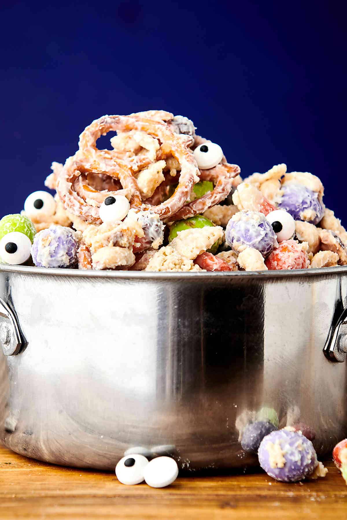 Monster Munch Recipe - Halloween Snack Mix; Sweet and Salty!