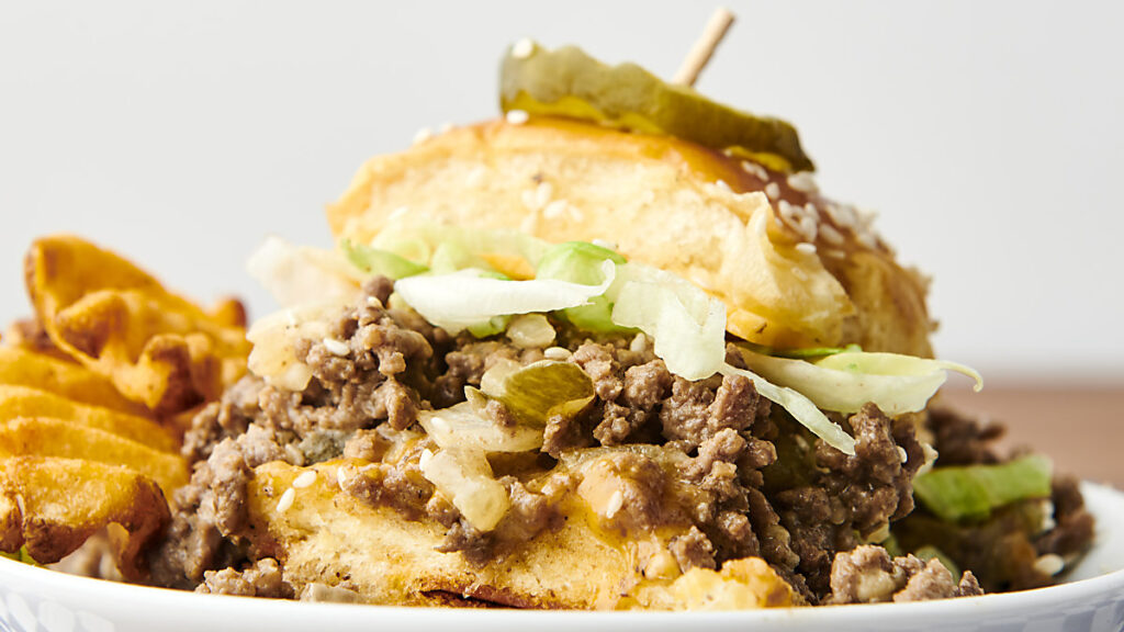 Cheeseburger Sliders - with Hawaiian Rolls