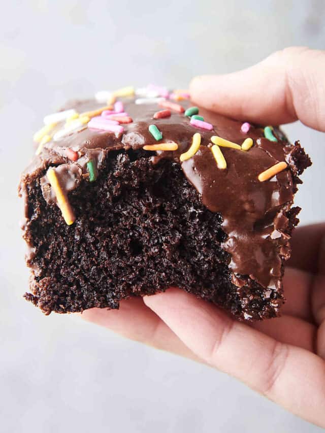 Cake Mix Chocolate Lava Cake - Made in a Muffin/Cupcake Tin!
