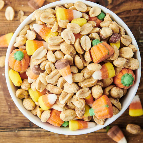 Easy Peanut Clusters Recipe - FOUR Ingredient Holiday Candy!